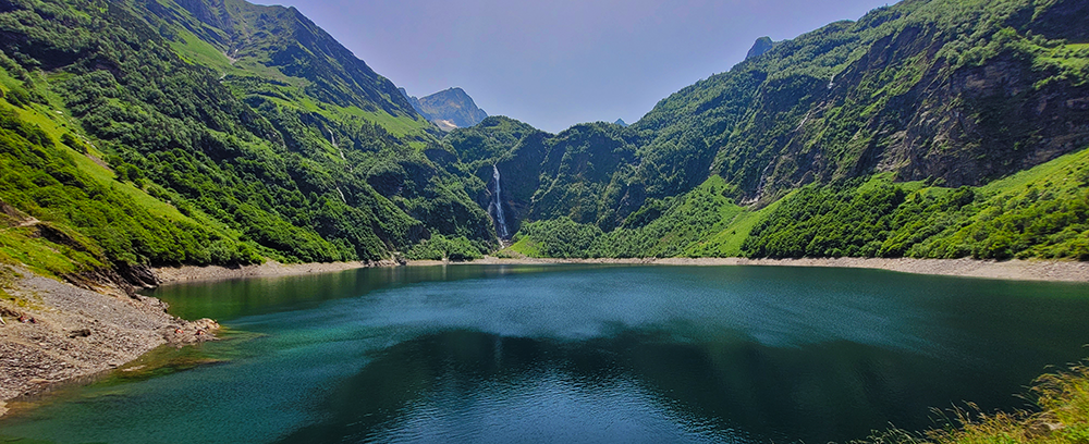 Lac D'Oô: The Lake That Makes You Go "Wow"! - London Frenchy Around the ...